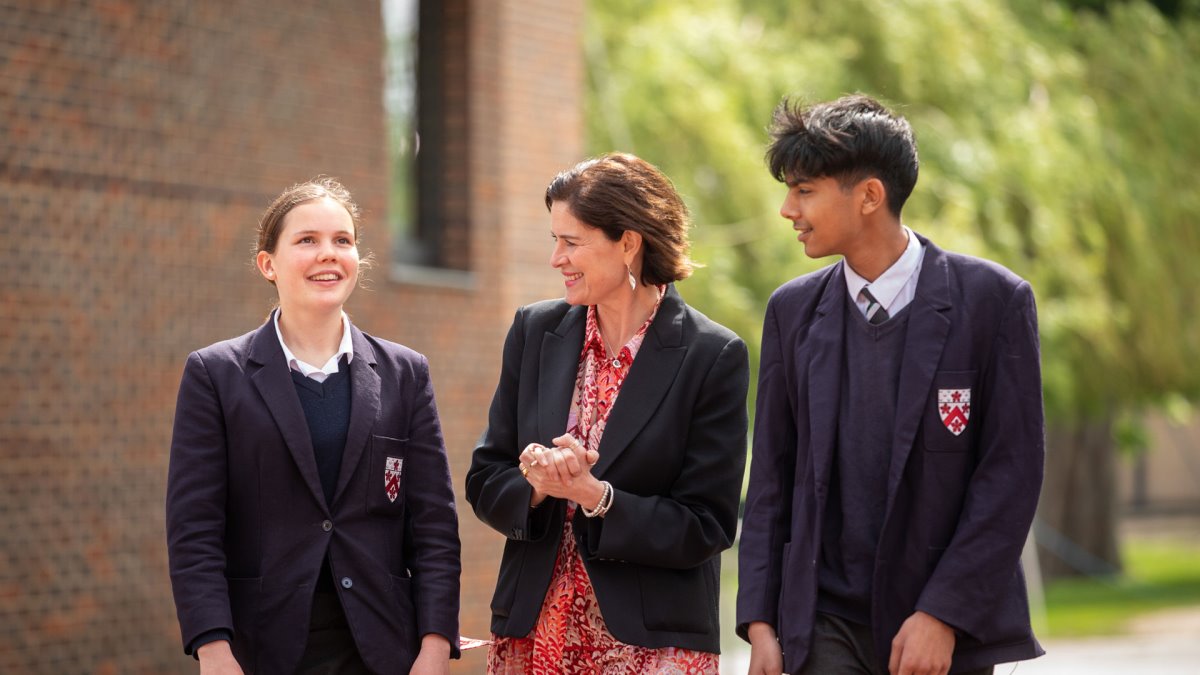 Open Days and Tours | Alleyn's School